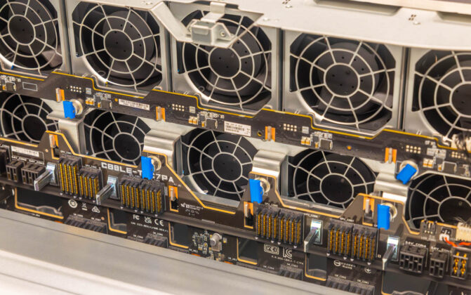 ASUS AMD EPYC CXL Memory Enabled Server AI and More OCP Summit 2024 ...