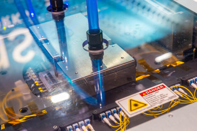 Micas Networks Broadcom Tomahawk 5 CPO Switch Shown - ServeTheHome