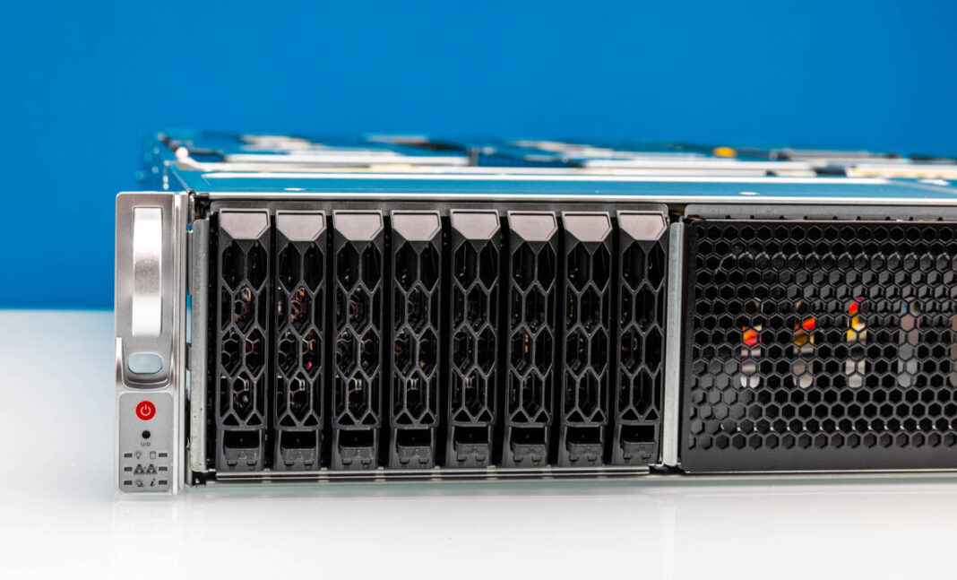 Supermicro MegaDC ARS-211M-NR Review An Ampere AmpereOne Arm Server is ...