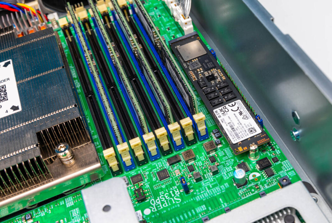 Supermicro MegaDC ARS-211M-NR Review An Ampere AmpereOne Arm Server is ...
