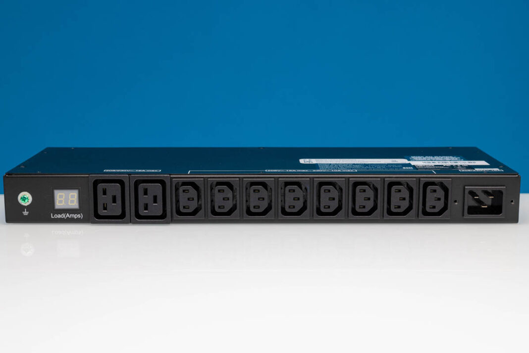 Tripp Lite PDUMH20HV Review A C20 and L6-20P 1U Metered PDU