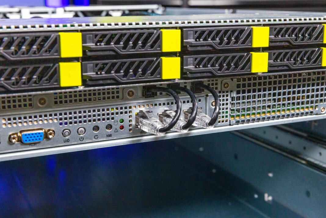 ASRock Rack 6U8X-EGS2 H200 NVIDIA HGX H200 AI Server Review