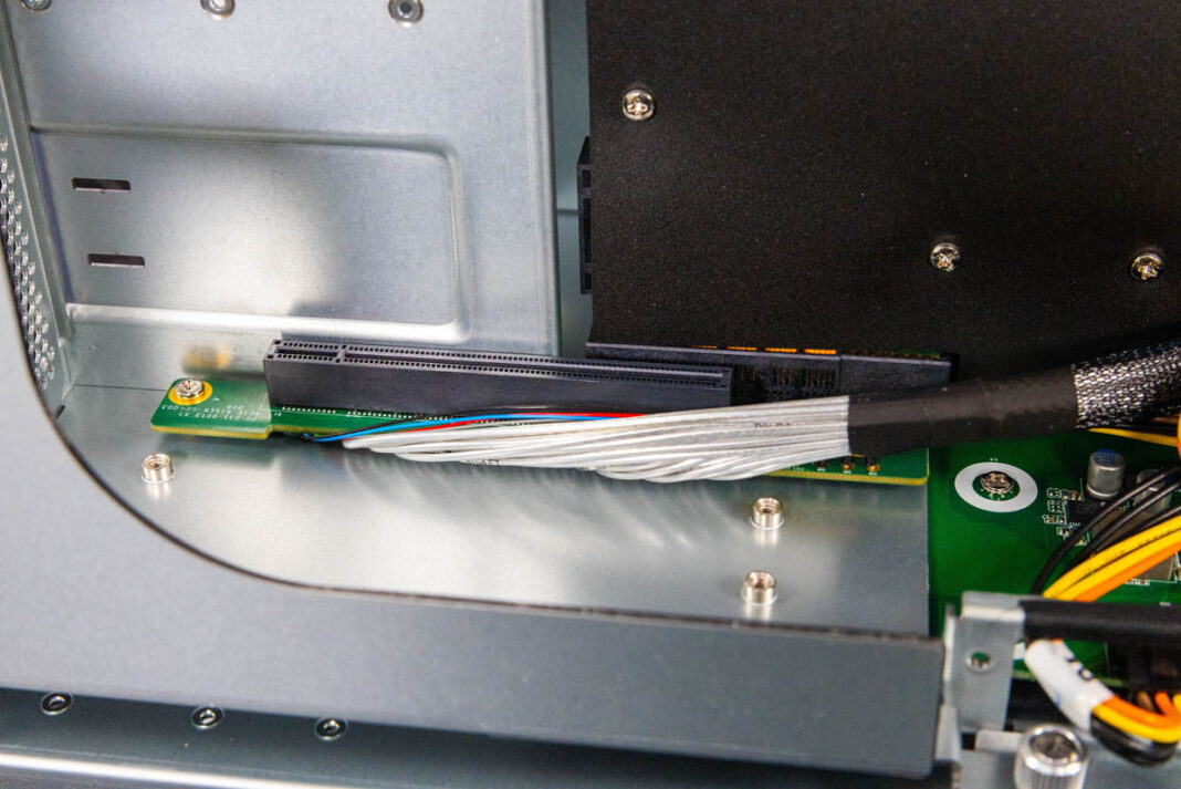 ASRock Rack 6U8X-EGS2 H200 NVIDIA HGX H200 AI Server Review