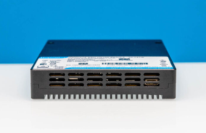 DapuStor Haishen5 SSD H5100 30.72TB PCIe Gen5 NVMe SSD Review