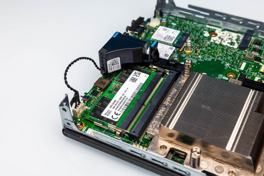 Dell Precision 3260 Compact Review - Page 2 of 4 - ServeTheHome