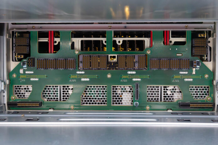 Supermicro SYS-821GE-TNHR 8x NVIDIA H200 GPU Air Cooled AI Server ...