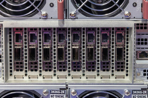 Supermicro SYS-821GE-TNHR 8x NVIDIA H200 GPU Air Cooled AI Server ...