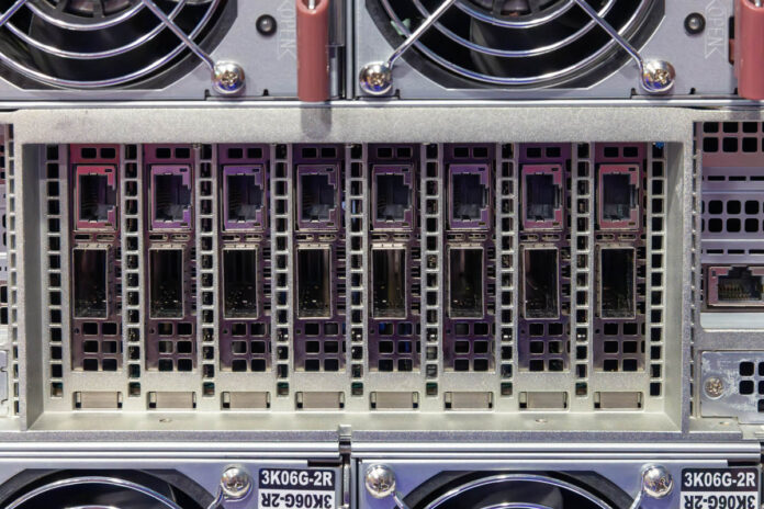Supermicro SYS-821GE-TNHR 8x NVIDIA H200 GPU Air Cooled AI Server ...