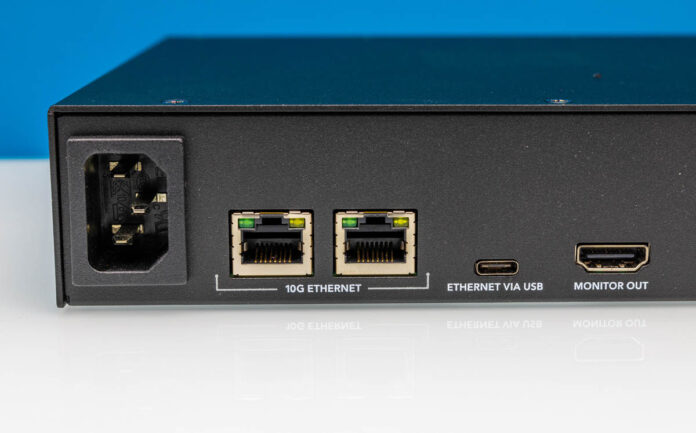 Blackmagic Cloud Dock 2 A Dual 10GbE NAS That is Too Easy - ServeTheHome