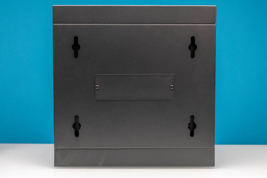 Kenuco SOHO Mini 10in Rack Review - ServeTheHome