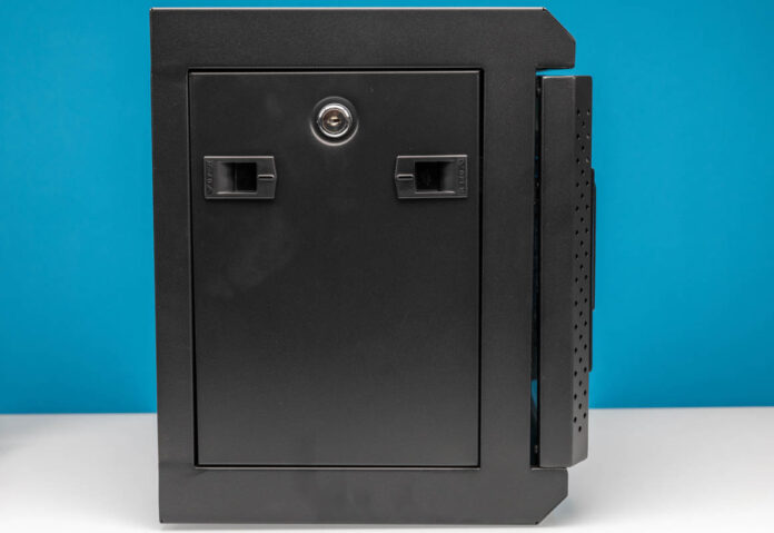 Kenuco SOHO Mini 10in Rack Review - ServeTheHome