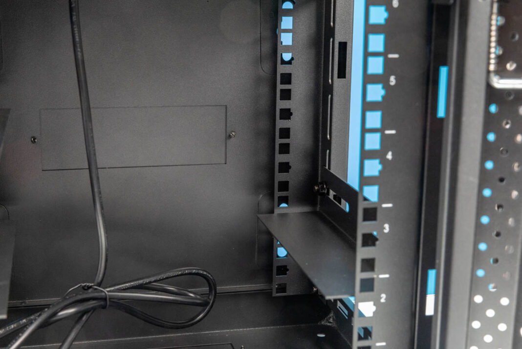 Kenuco SOHO Mini 10in Rack Review - ServeTheHome