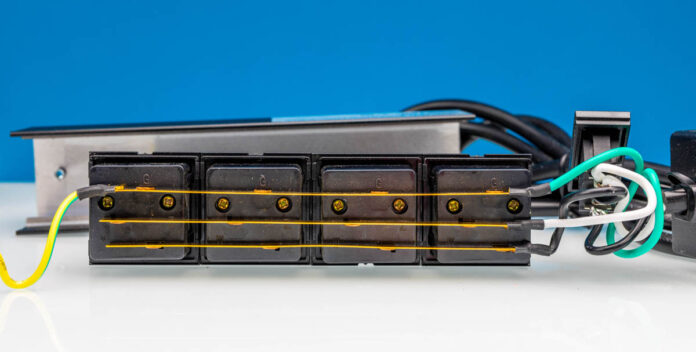 Tupavco 4 Outlet 10in Rack Power Strip Mini Review - Page 2 of 2 ...