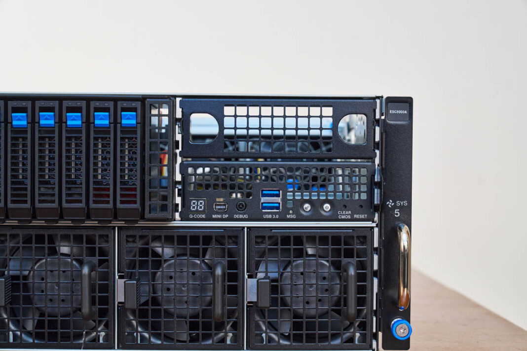 ASUS ESC8000A-E13P Review an 8x PCIe GPU Server - ServeTheHome