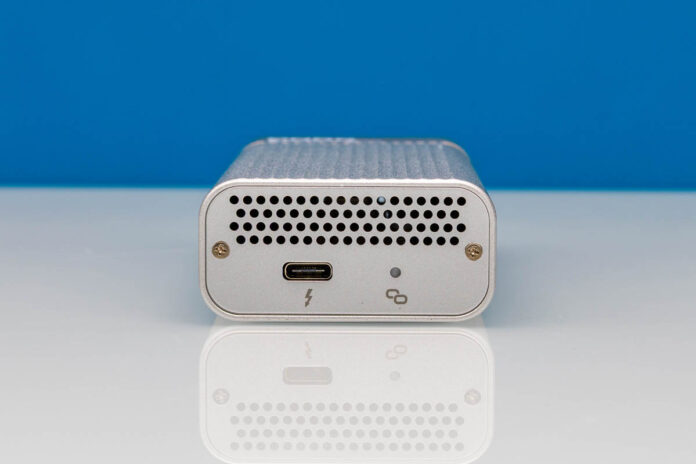 QNAP QNA-T310G1S Thunderbolt 3 to 10G Adapter Quick Look - ServeTheHome