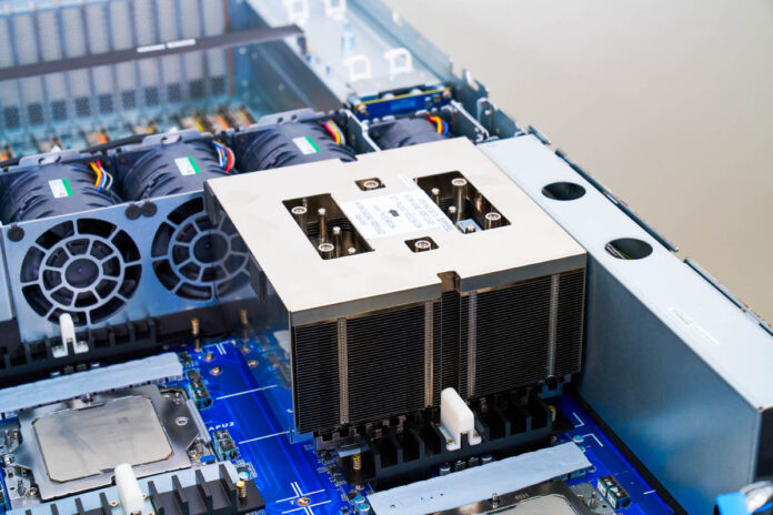 GIGABYTE G383-R80-AAP1 AMD Instinct MI300A Server Review - Page 2 of 4 ...