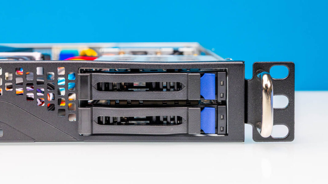 Gigabyte R113-C10 Review a 1U AMD EPYC 4000 Series Server - ServeTheHome