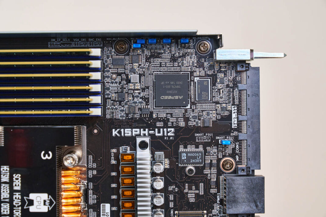 CXL Paradigm Shift ASUS RS520QA-E13-RS8U 2U 4-Node Server Review ...