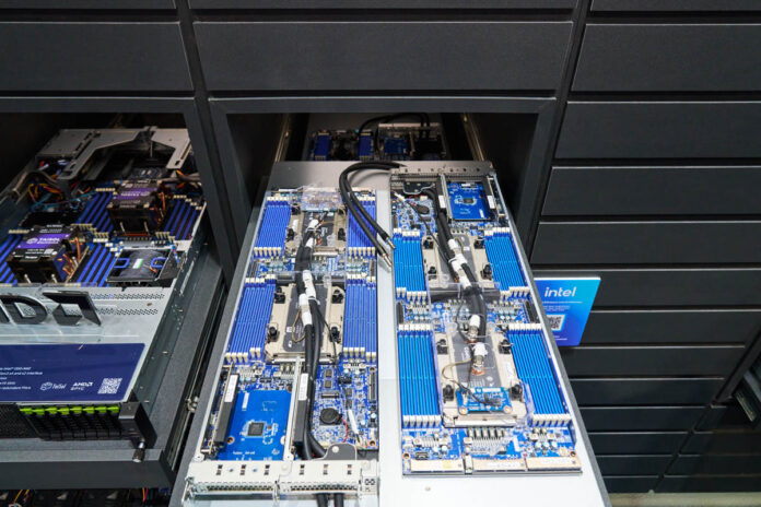 CXL AI and Liquid Cooled Gigabyte Servers at Computex 2025 - Page 2 of ...