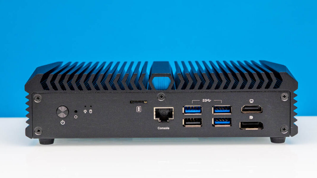 Qotom 10Gbase-T Mini PC with Intel N355 Review - ServeTheHome