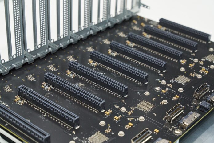 The 2025 PCIe GPU in Server Guide - ServeTheHome