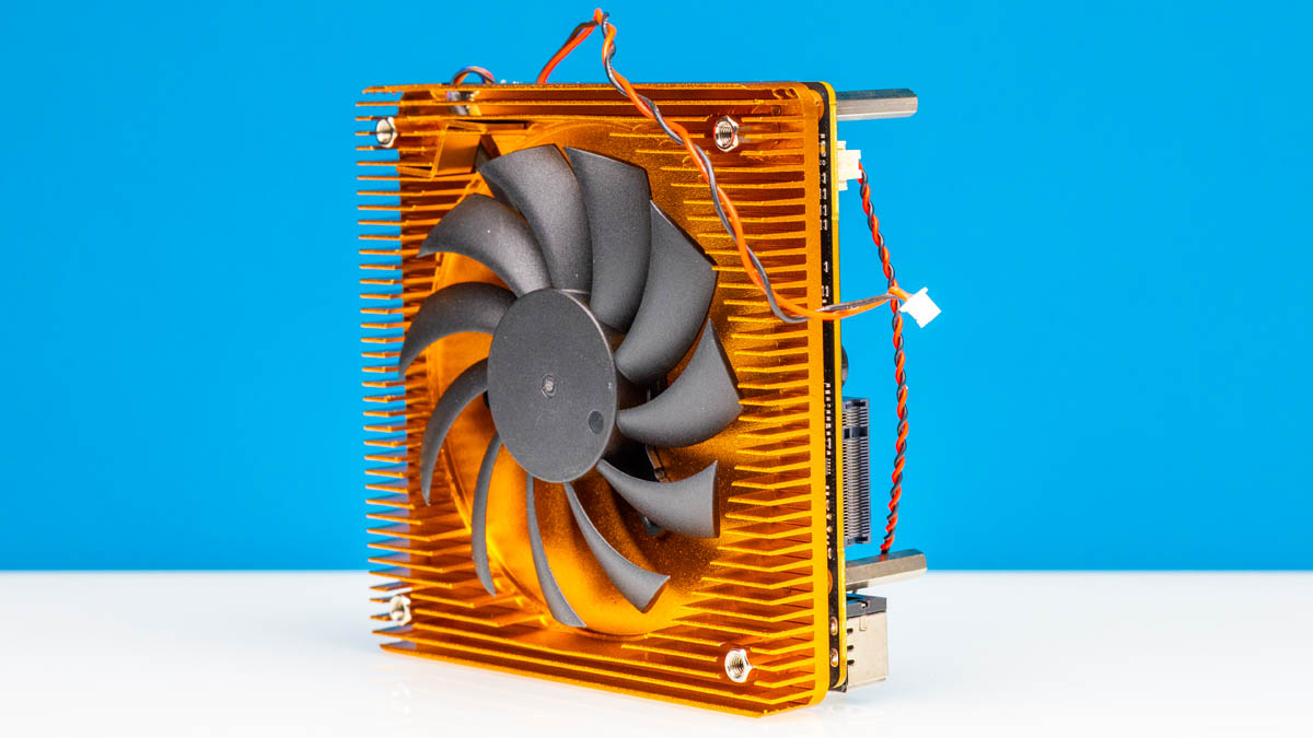 CWWK Pocket Nas Pocket PC Green Inside 11 - ServeTheHome