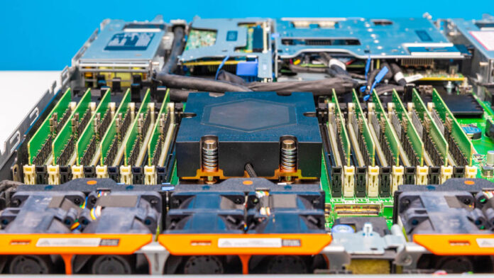 Dell PowerEdge R6715 Review A Spiffy 1U AMD EPYC Server - Page 2 of 4 ...