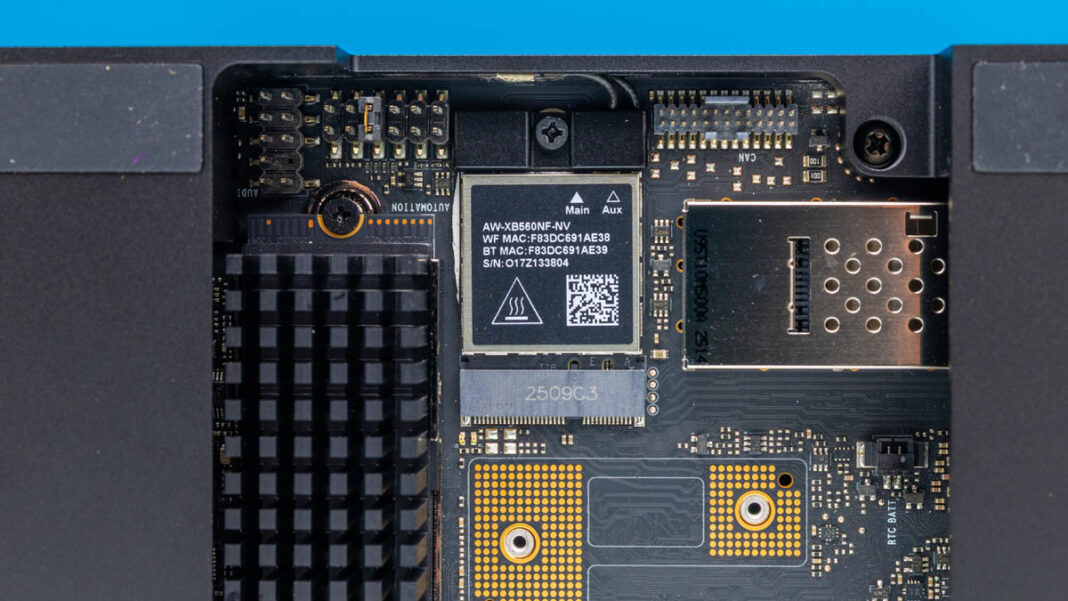 NVIDIA Jetson AGX Thor Developer Kit Hands-on Blackwell for Robotics ...