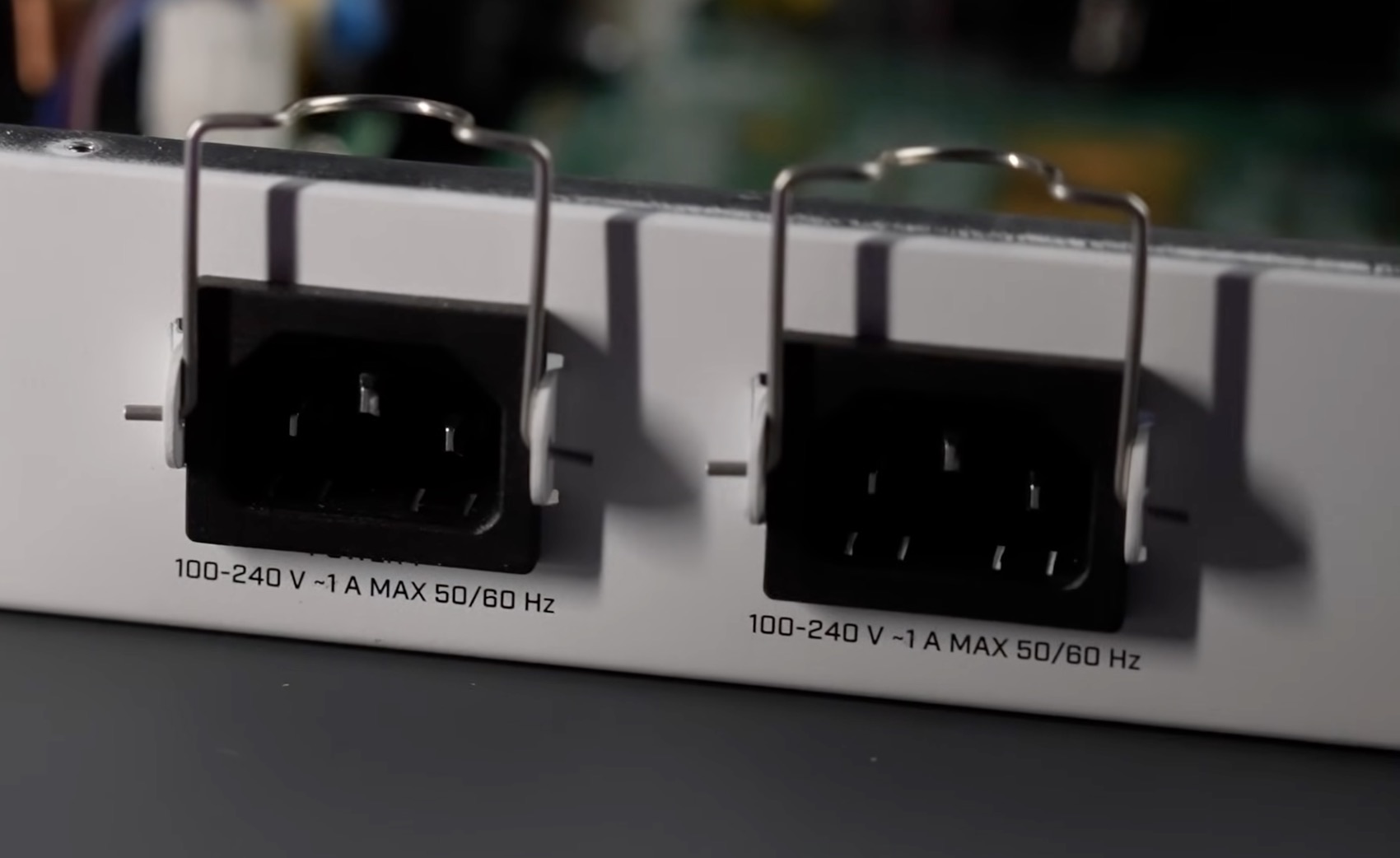 MikroTik CRS418 8P 8G 2S+RM Redundant Internal Power - ServeTheHome