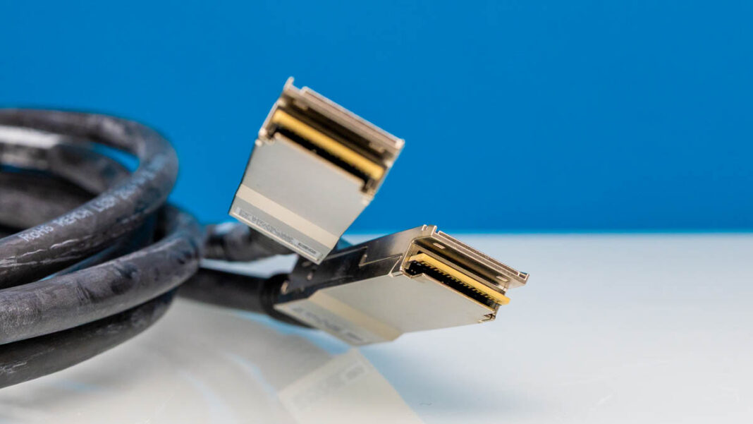 This is the Massive NVIDIA 800G OSFP to 2x 400G QSFP112 Passive ...