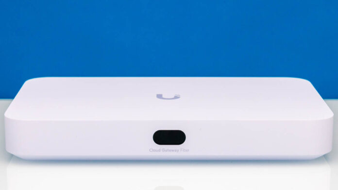 Ubiquiti UniFi Cloud Gateway Fiber UCG-Fiber Review - ServeTheHome