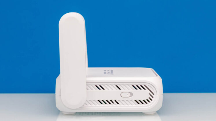 ASUS RT-BE58 Go Portable WiFi 7 Router Review - ServeTheHome