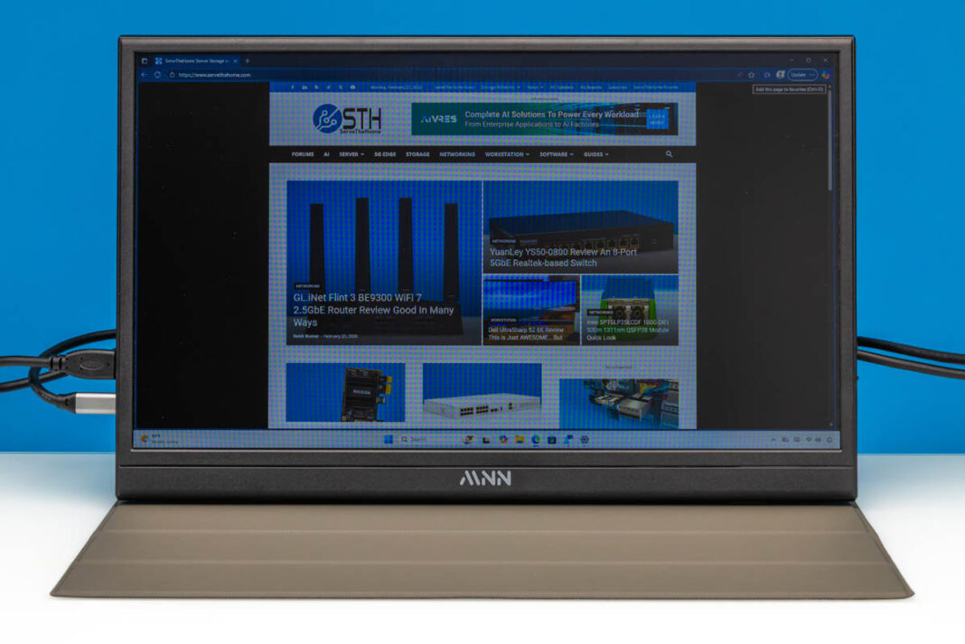 MNN M156F01 15.6in Portable Monitor Mini-Review - ServeTheHome